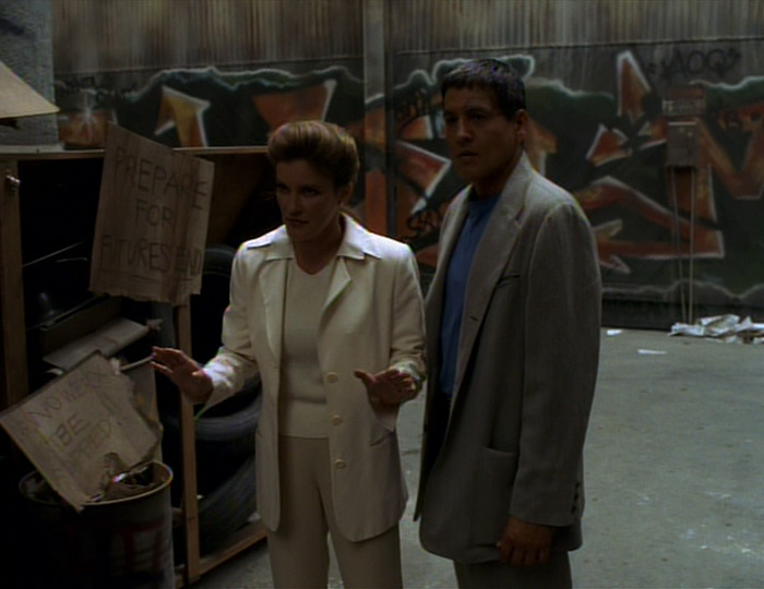 308: "Future's End" - 308-futures-end-pt1-317 - TrekCore 'Voyager ...