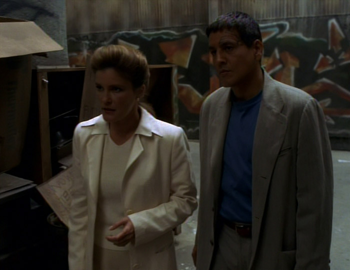 308: "Future's End" - 308-futures-end-pt1-318 - TrekCore 'Voyager ...