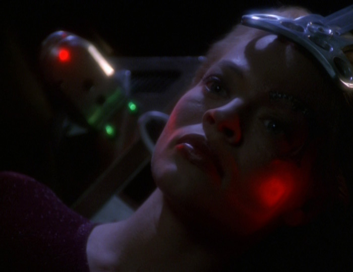 601: "Equinox, Part II" - 601-equinox-pt2-252 - TrekCore 'Voyager ...