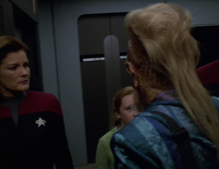 722: "Homestead" - 722-homestead-927 - TrekCore 'Voyager' Screencap ...
