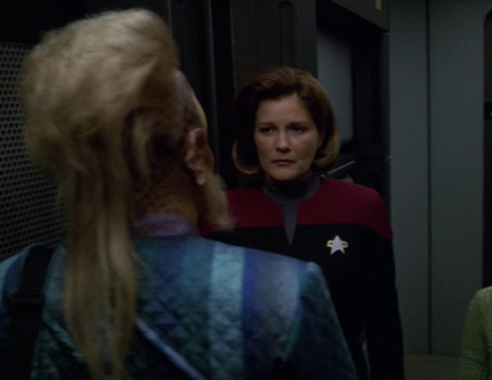 722: "Homestead" - 722-homestead-928 - TrekCore 'Voyager' Screencap ...