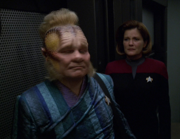 722: "Homestead" - 722-homestead-933 - TrekCore 'Voyager' Screencap ...